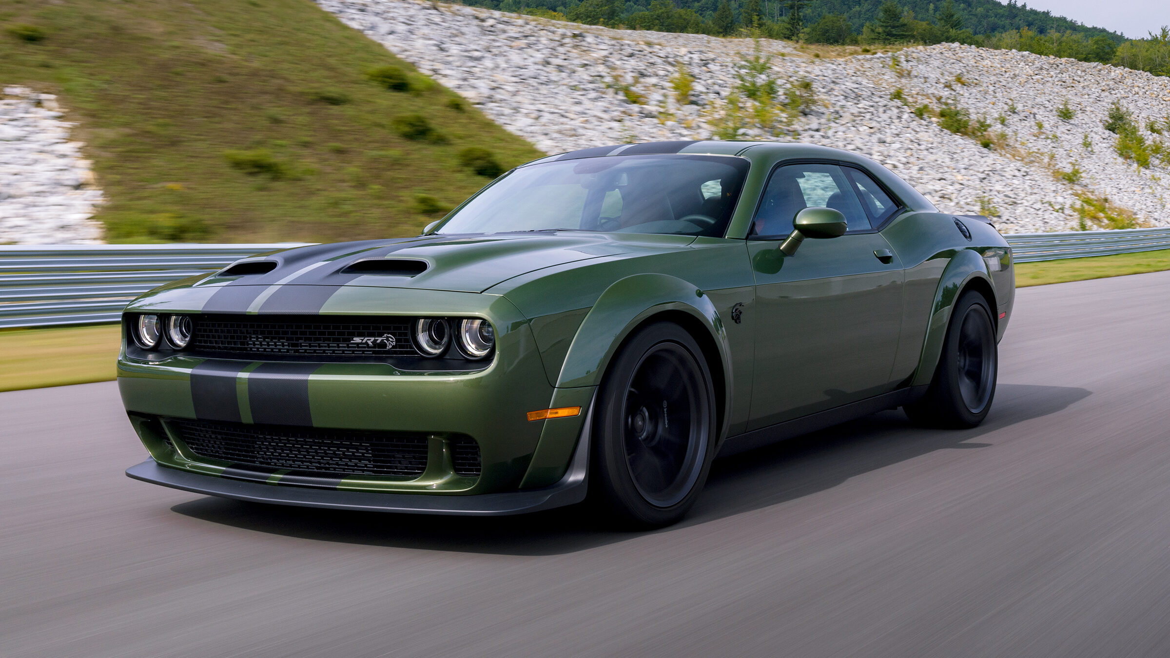 The Manual Is Back 6 Speed Returns To 2023 Dodge Challenger Srt