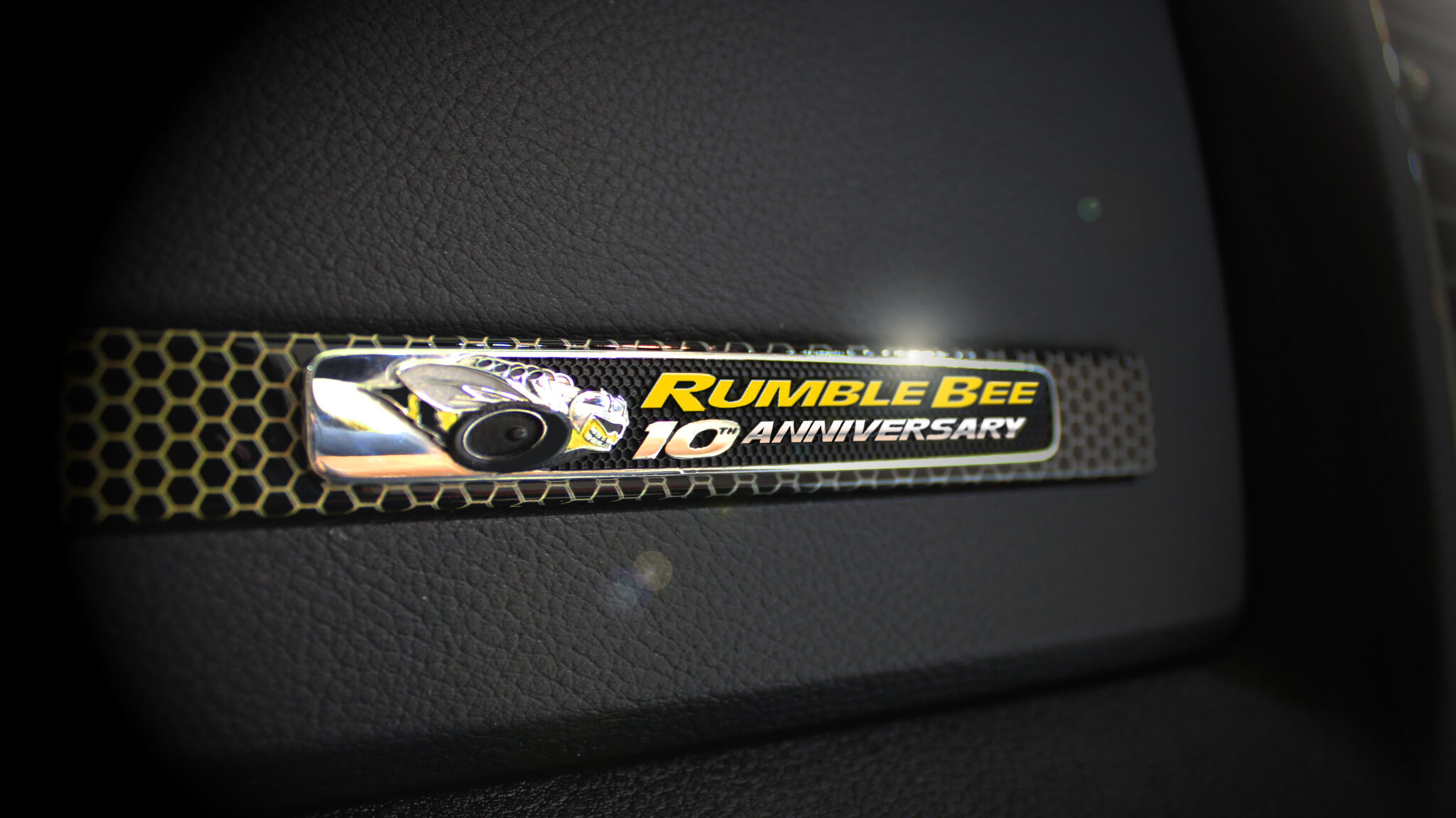 "SETTING THE TRUCK WORLD A BUZZ" The Truck That Ram Should Have Built 8 ...