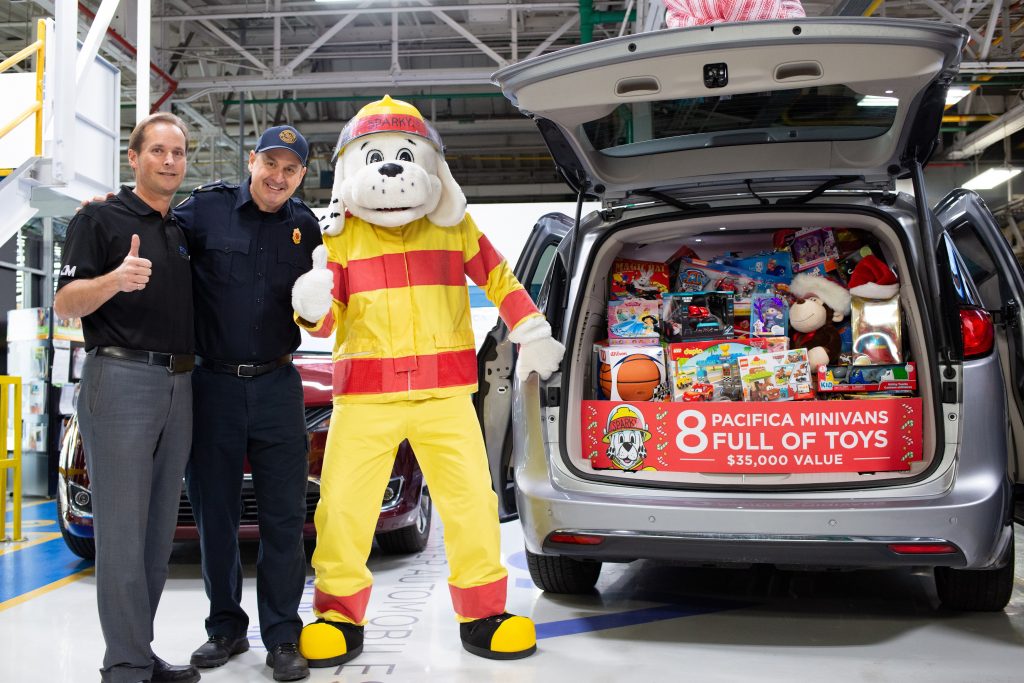 FCA Canada Employees And Retirees Pledge Over $1.24 Million To United ...