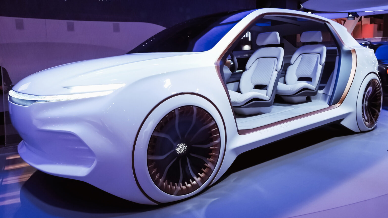 The Chrysler Pacifica SRT Hellcat To Become A Reality, Next Month ...