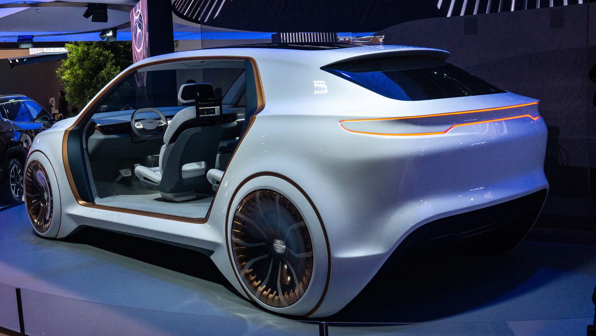 Ralph Gilles Gives Us A Sneak Peek At The Chrysler Airflow Vision ...