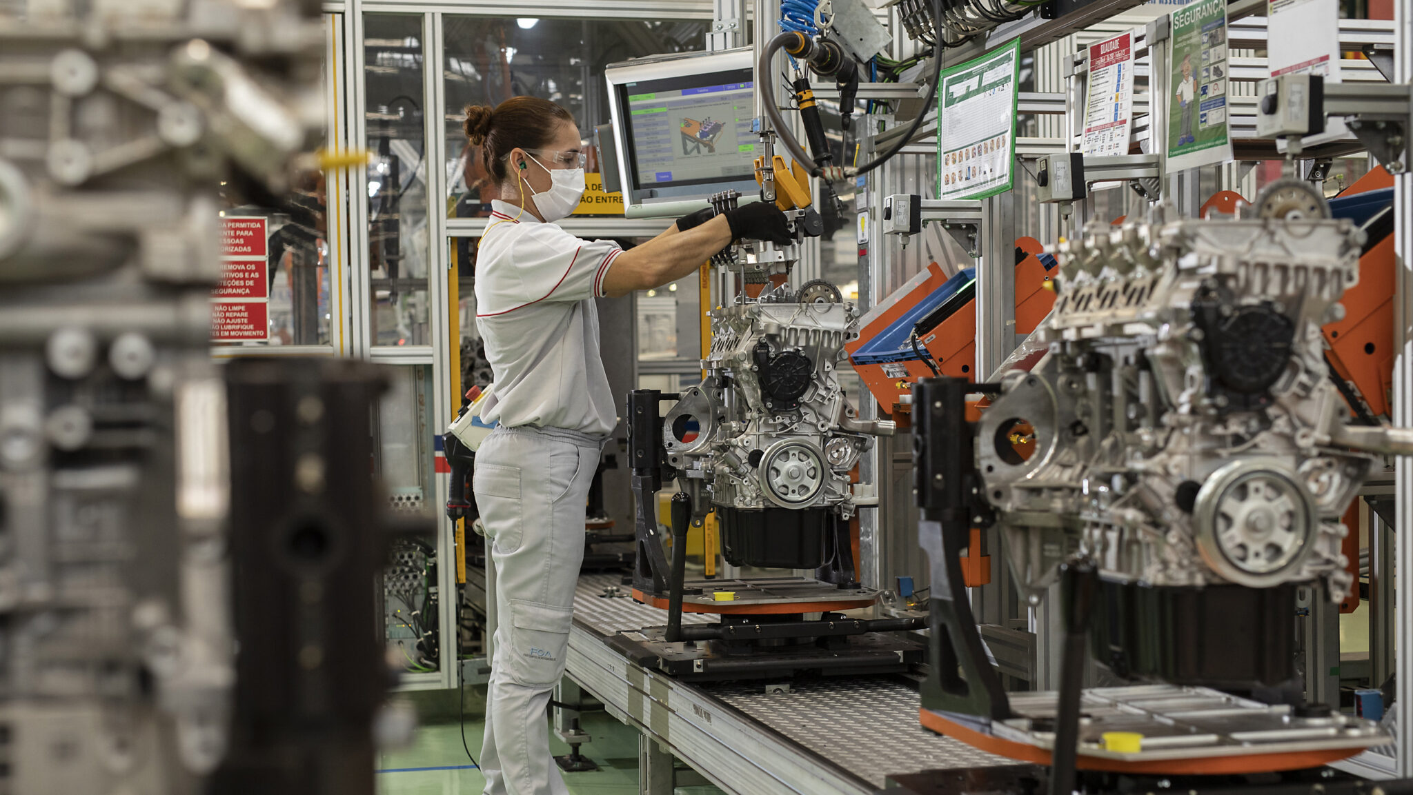 Stellantis Kicks Off Production Of GSE "Firefly" Turbo Engines In Betim ...