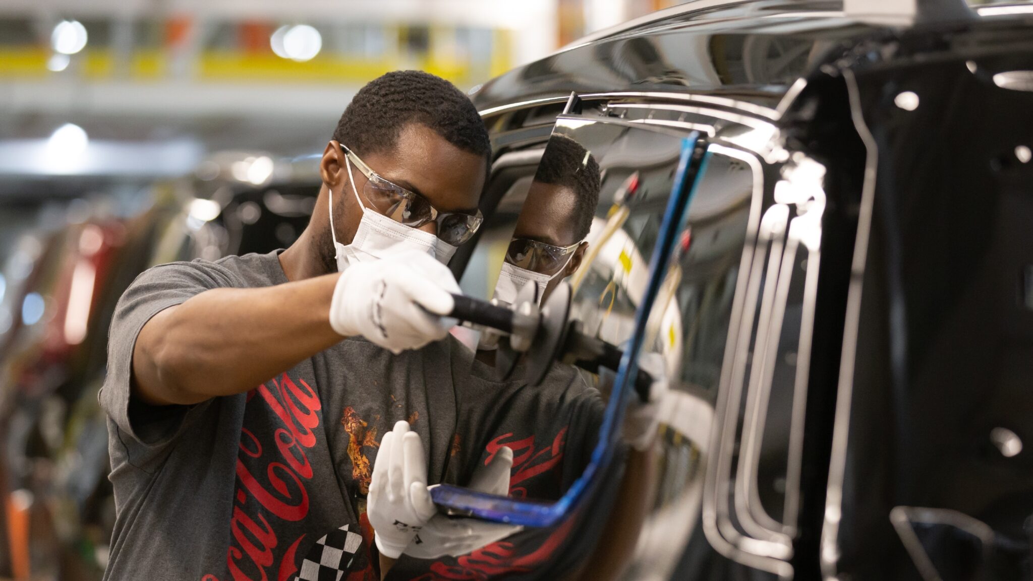 VIDEO: An In-Depth Look Inside The New Detroit Assembly Complex - Mack ...