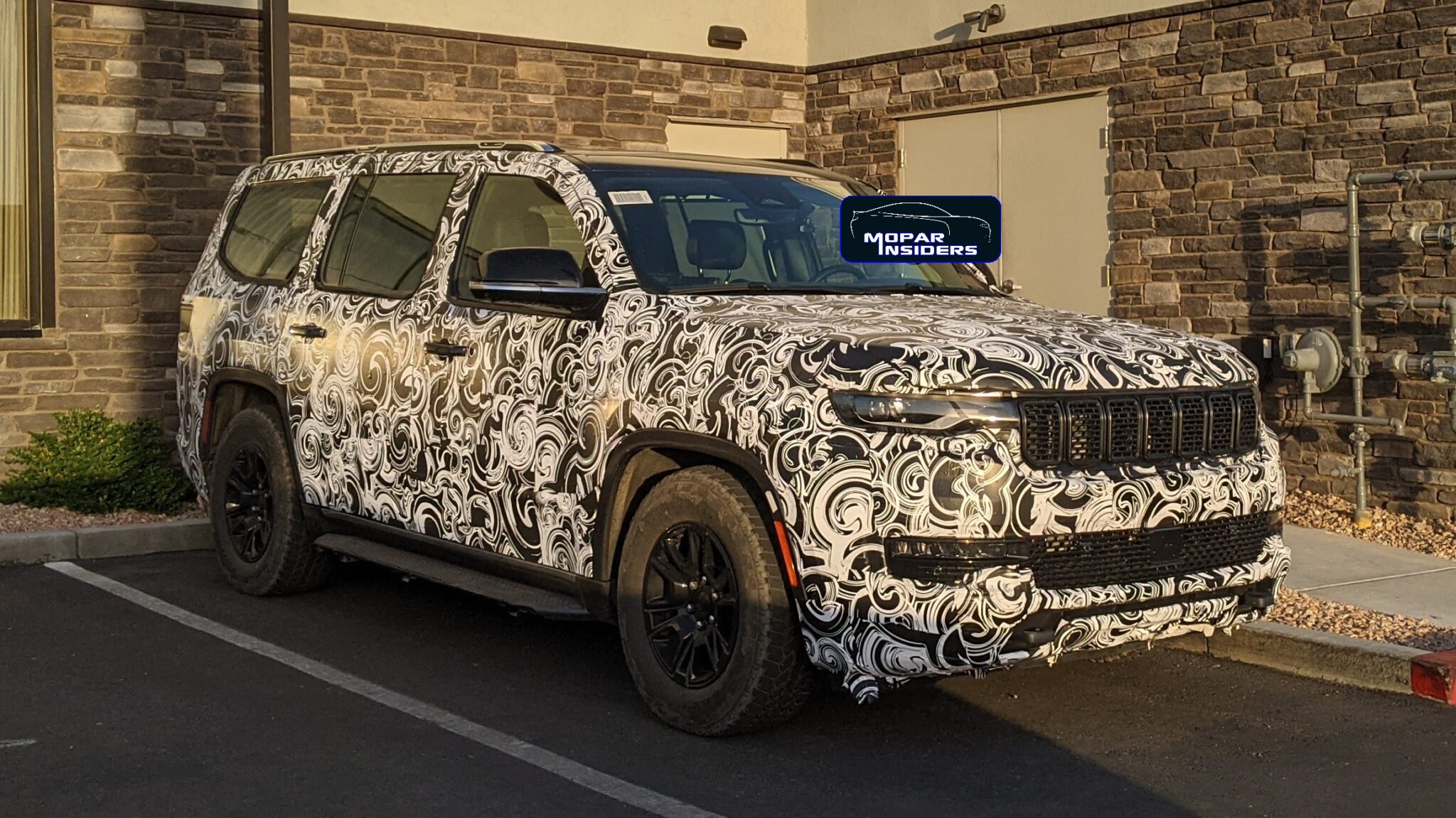 WRANGLER THREE-ROW: Meet The Jeep® Wrangler Overlook Concept ...