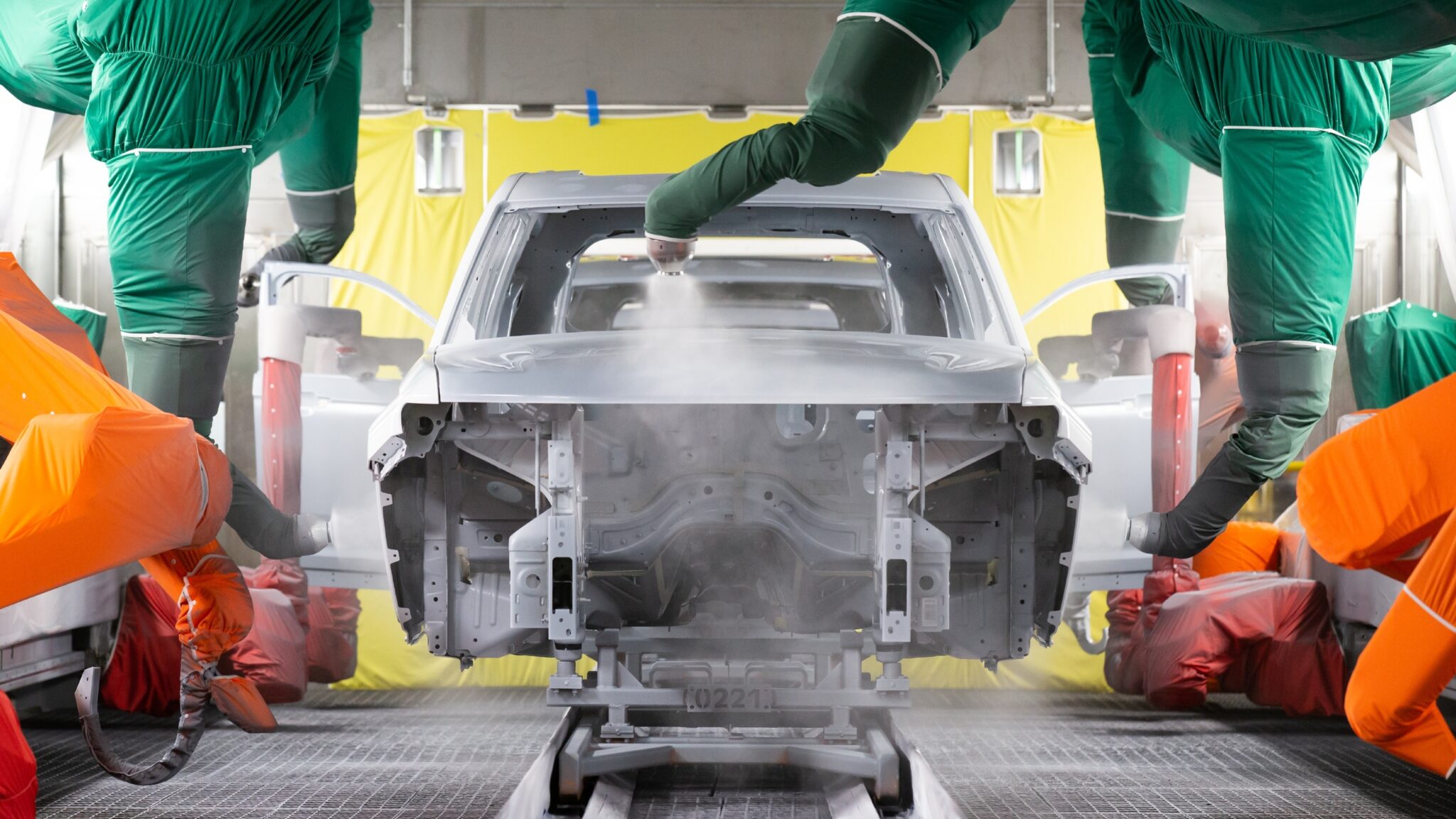 VIDEO: An In-Depth Look Inside The New Detroit Assembly Complex - Mack ...