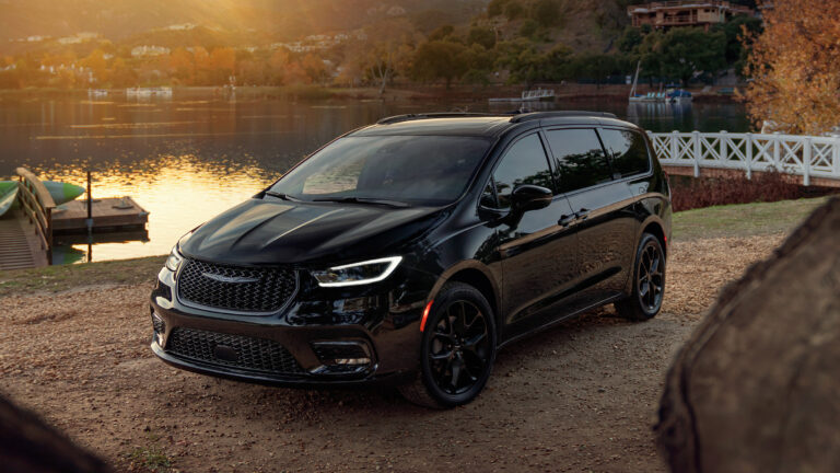 Here Is What Is New For The 2022 Chrysler Pacifica Lineup! - MoparInsiders