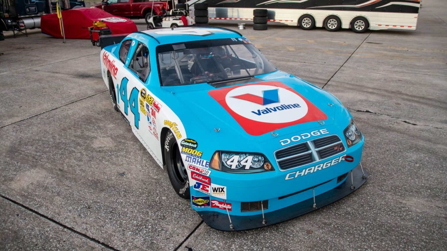 This Retro-Themed 2009 Dodge Charger NASCAR Cup Car Went Unsold At ...