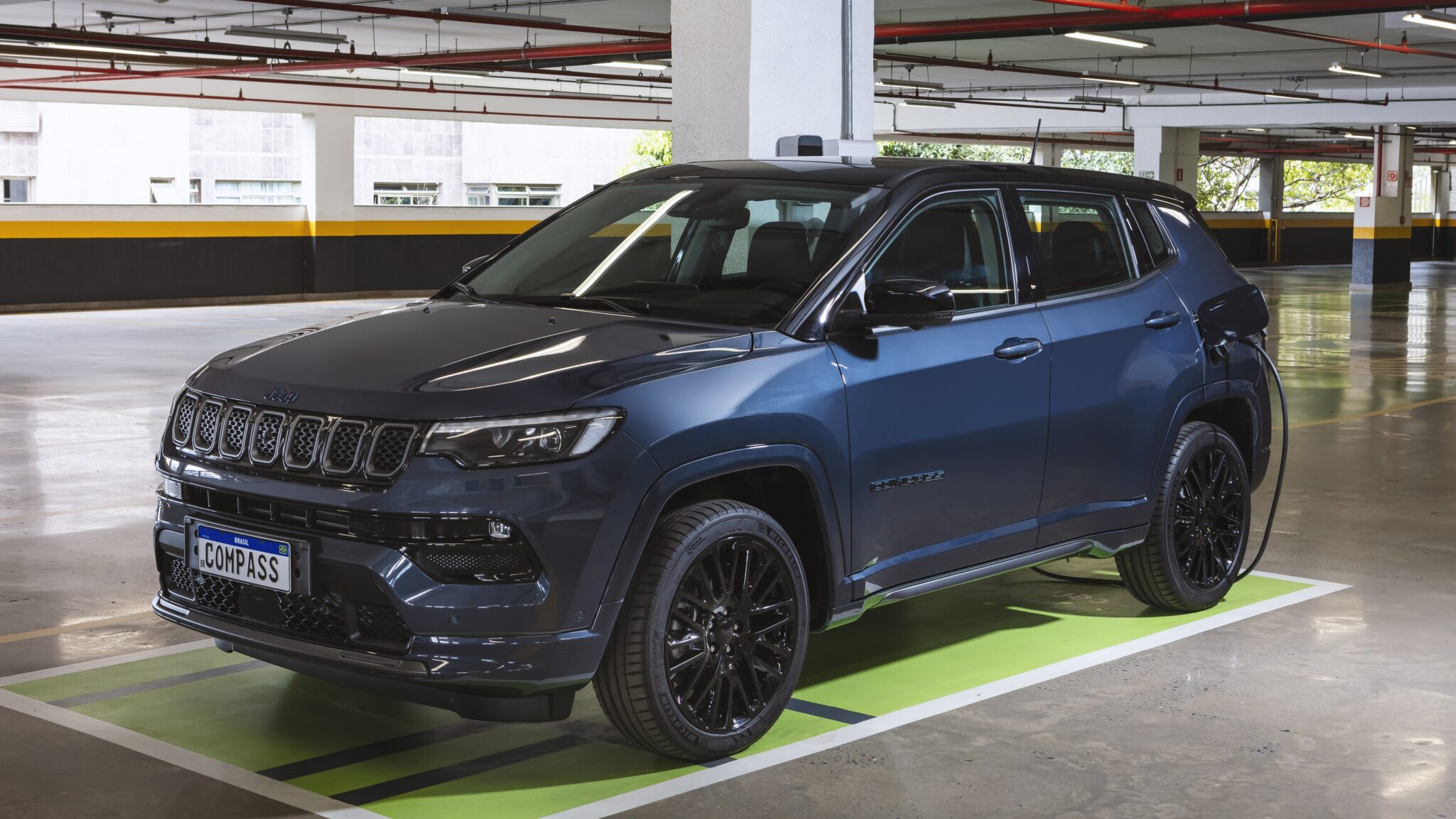 Jeep® Sells Out Of Two Months Worth The Inventory Of Compass 4xe Models ...