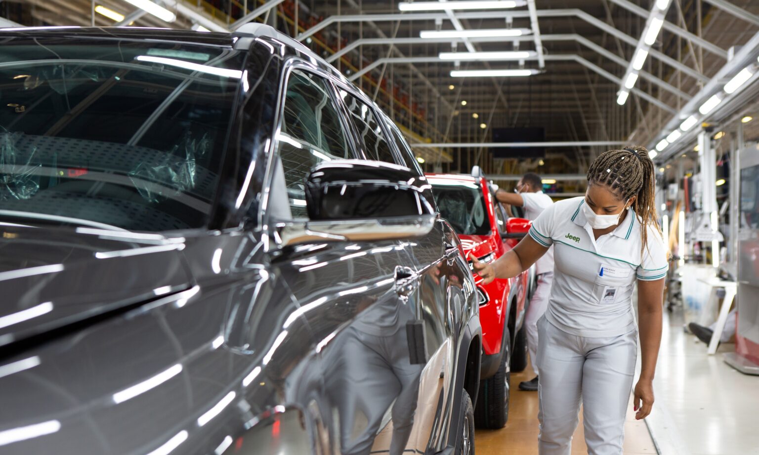 Pernambuco Plant Celebrates 400,000th Jeep® Compass Built! - MoparInsiders