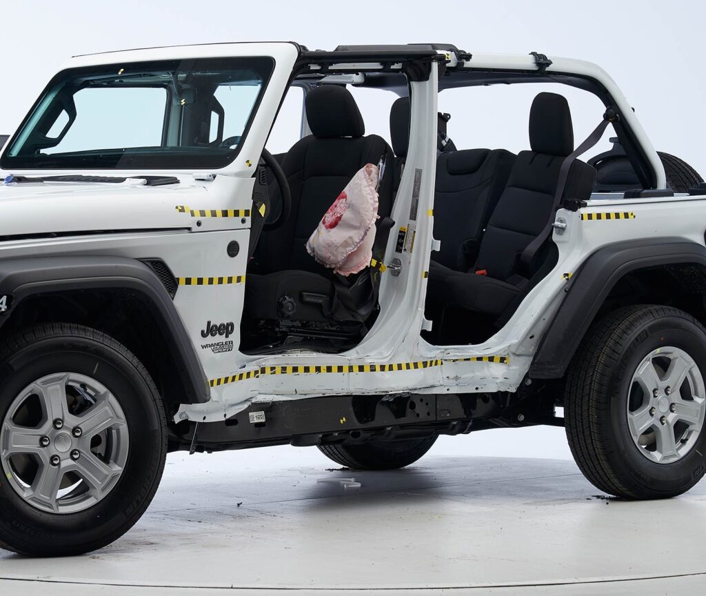 Jeep® Wrangler Unlimited (JL) Gets Downgraded In Latest IIHS Side ...