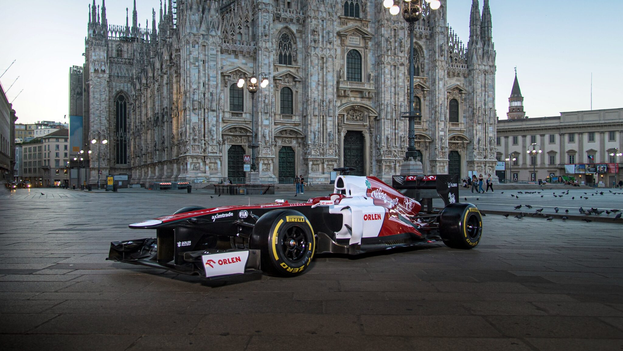 Alfa Romeo ORLEN F1 Team Wakes Up Milan On Brand's 112th Anniversary ...