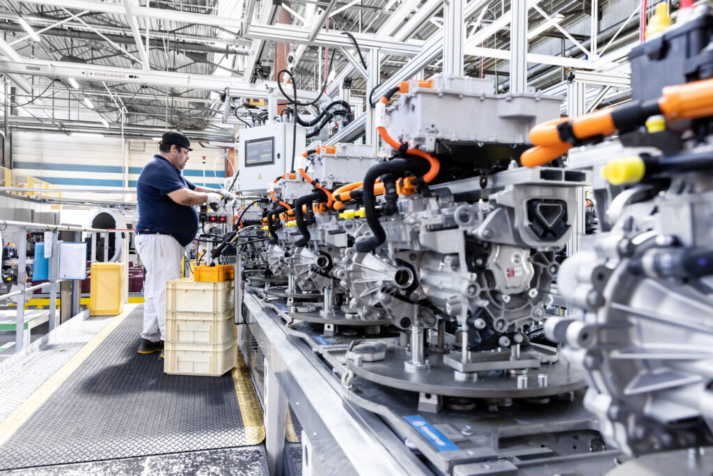 Trémery-Metz Powertrain Plants in France Support Stellantis ...