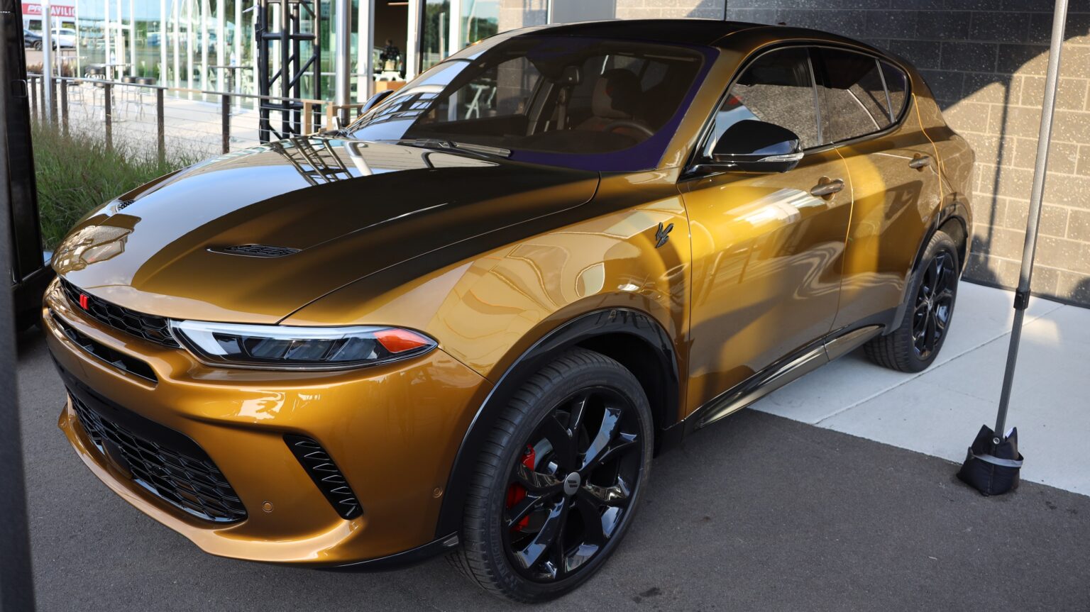 Sinamon Stick Joins The Dodge Charger & Challenger Color Pallete ...