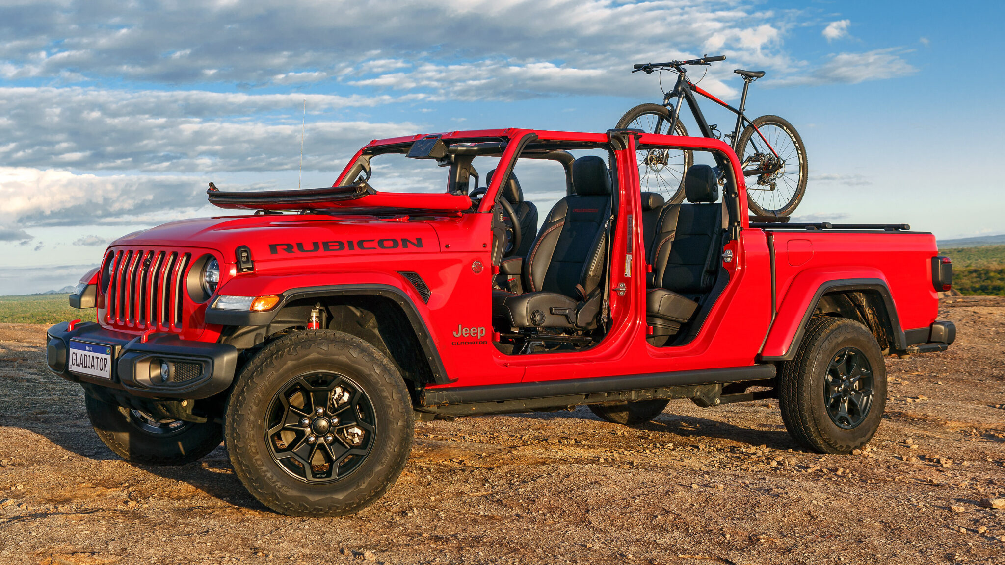 Jeep® Unveils Its 2023 Gladiator Rubicon For The Brazilian Marketplace ...