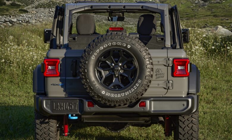 Jeep® Recalls 16 Units Of 2023 Wrangler For Improper CHMSL