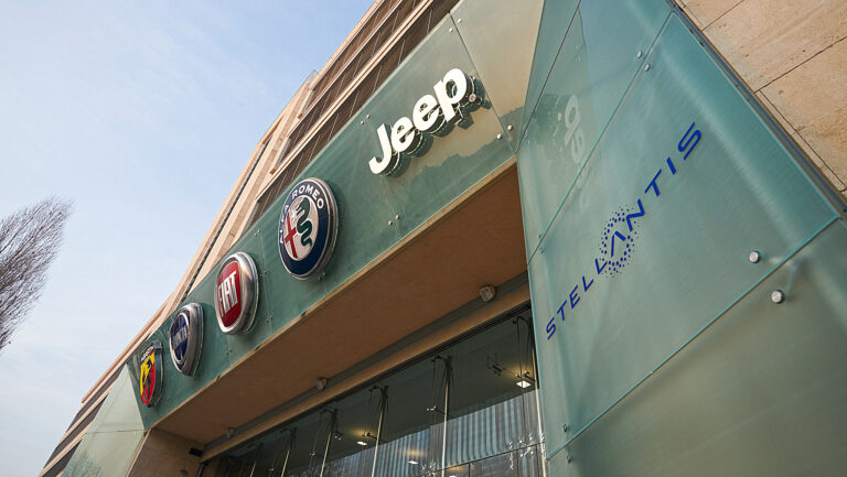 Stellantis Takes Down "GME-T6" From Its Saltillo Engine Plant Lineup ...