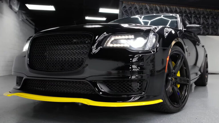 This Chrysler 300 SRT HELLCAT Redeye Is The Car Chrysler Should Have ...