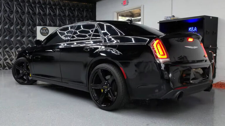 This Chrysler 300 SRT HELLCAT Redeye Is The Car Chrysler Should Have ...