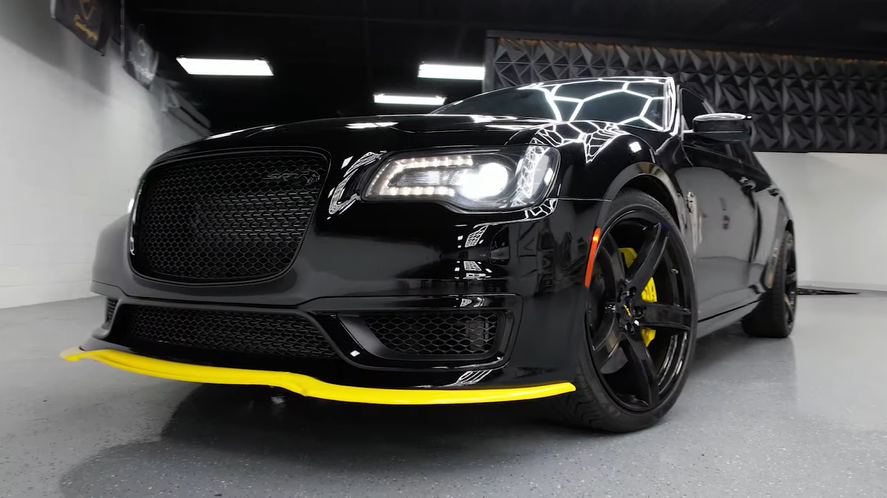 2024 Chrysler 300 Srt8 Black Edition