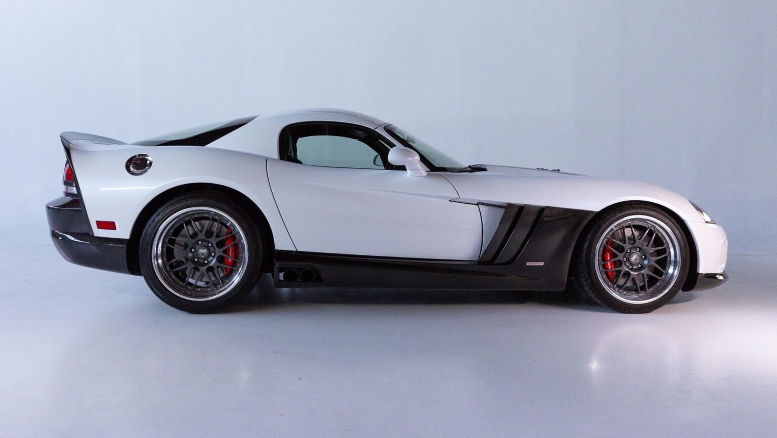 AUCTION: 1-Of-1 2006 Dodge Viper ASC McLaren Diamondback Concept ...