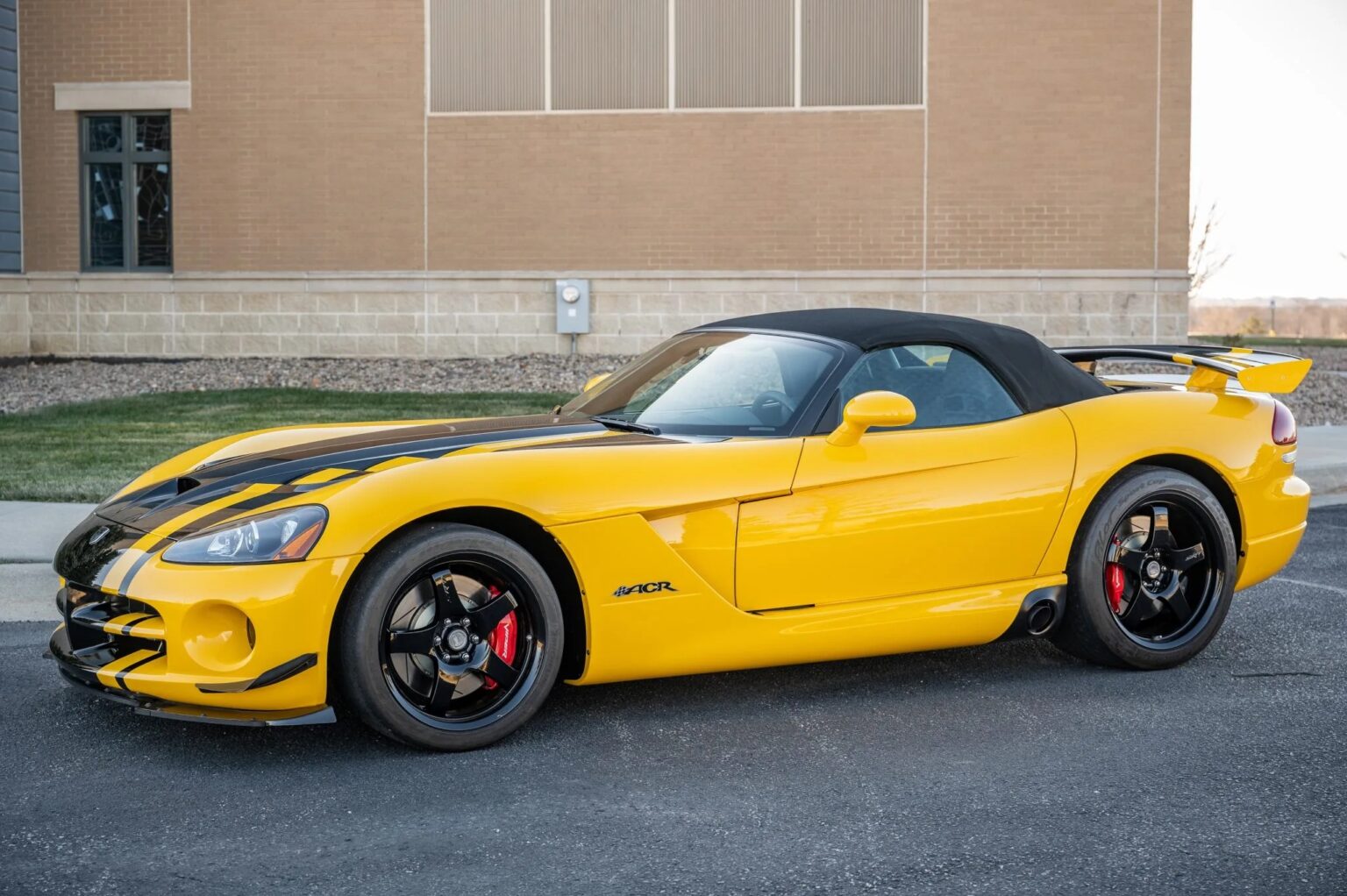 AUCTION: Ultra-Rare 2010 Dodge Viper SRT-10 ACR Roadster in Race Yellow ...