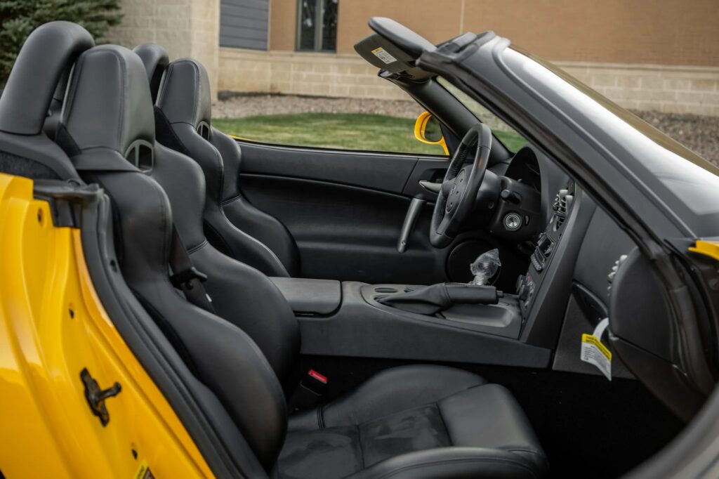 AUCTION: Ultra-Rare 2010 Dodge Viper SRT-10 ACR Roadster in Race Yellow ...