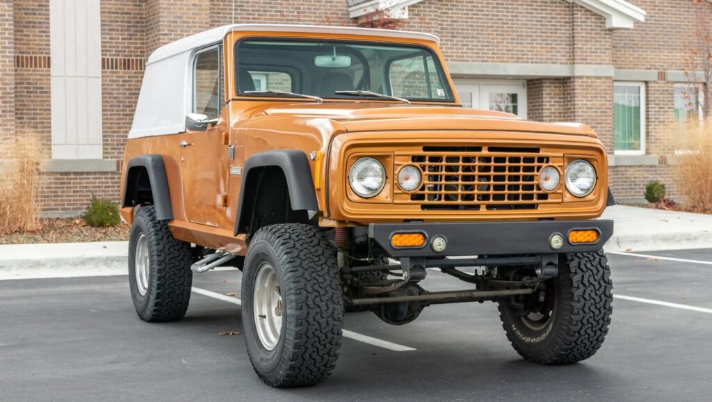 AUCTION: The Original Bronco-Fighter -1972 Jeep® Commando: - MoparInsiders