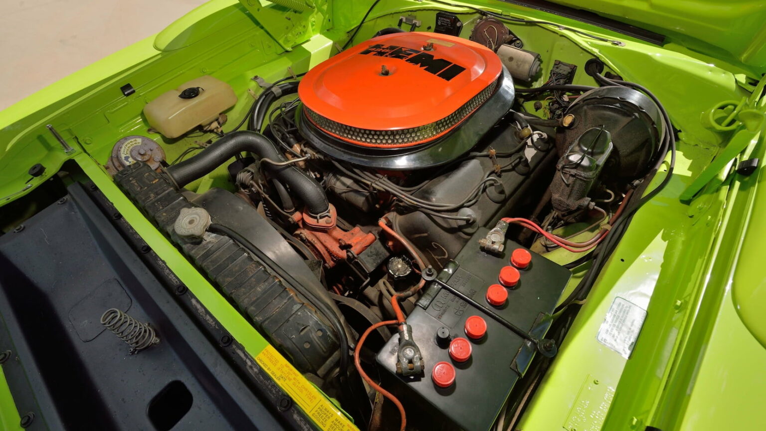 SOLD: Rare Limelight Green 1970 Plymouth Superbird Takes In Over $740K ...