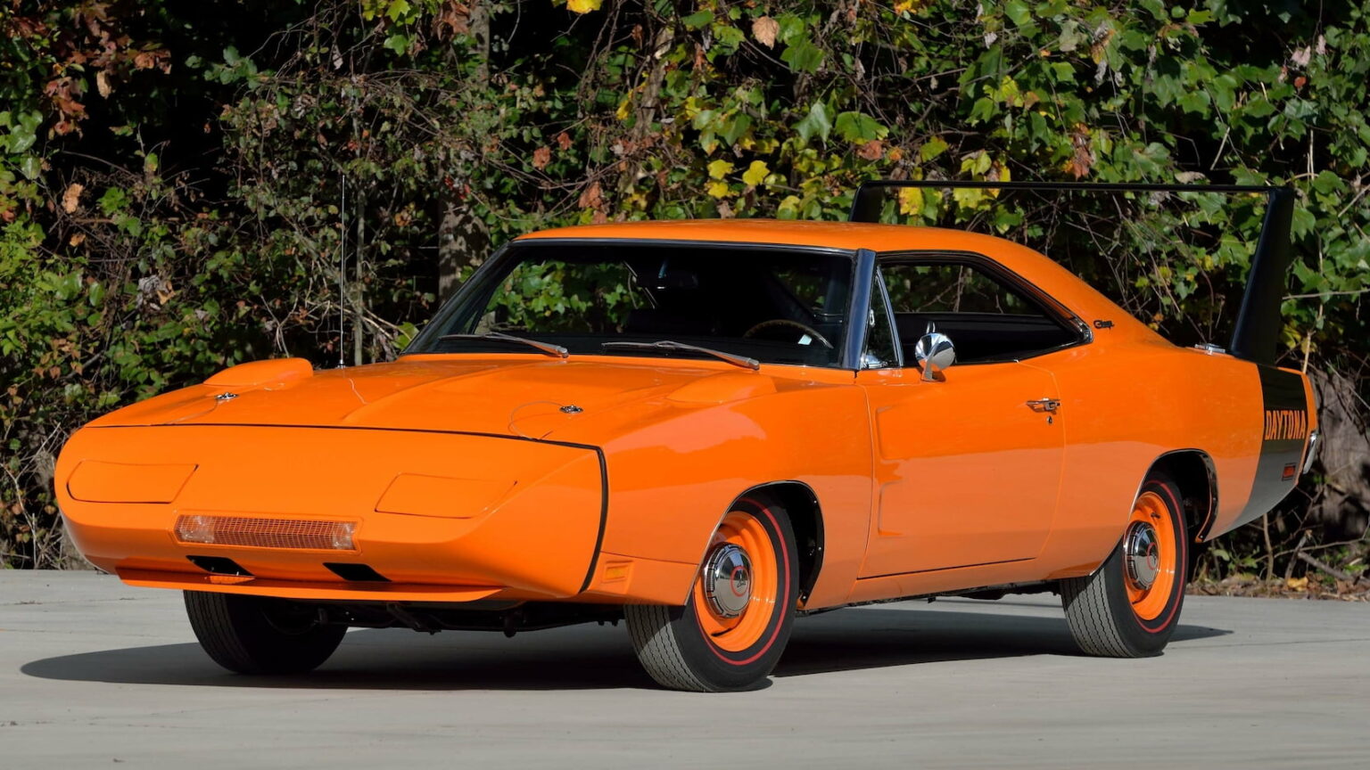 ULTRA-RARE: 1969 Dodge Charger Daytona Painted In Special-Order Omaha ...