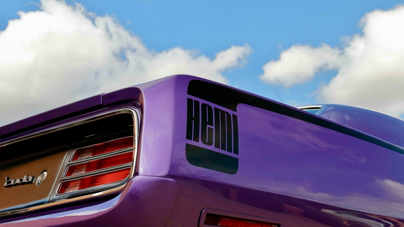 In-Violet 1970 Plymouth HEMI 'Cuda Is Going To Mecum Glendale ...