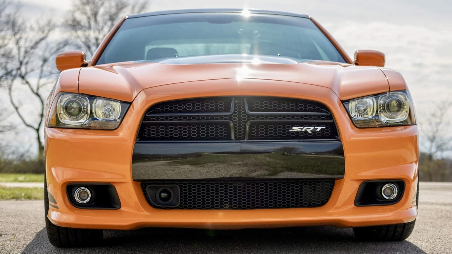 AUCTION: 2,200-Mile 2014 Dodge Charger SRT8 392 Appearance Package ...