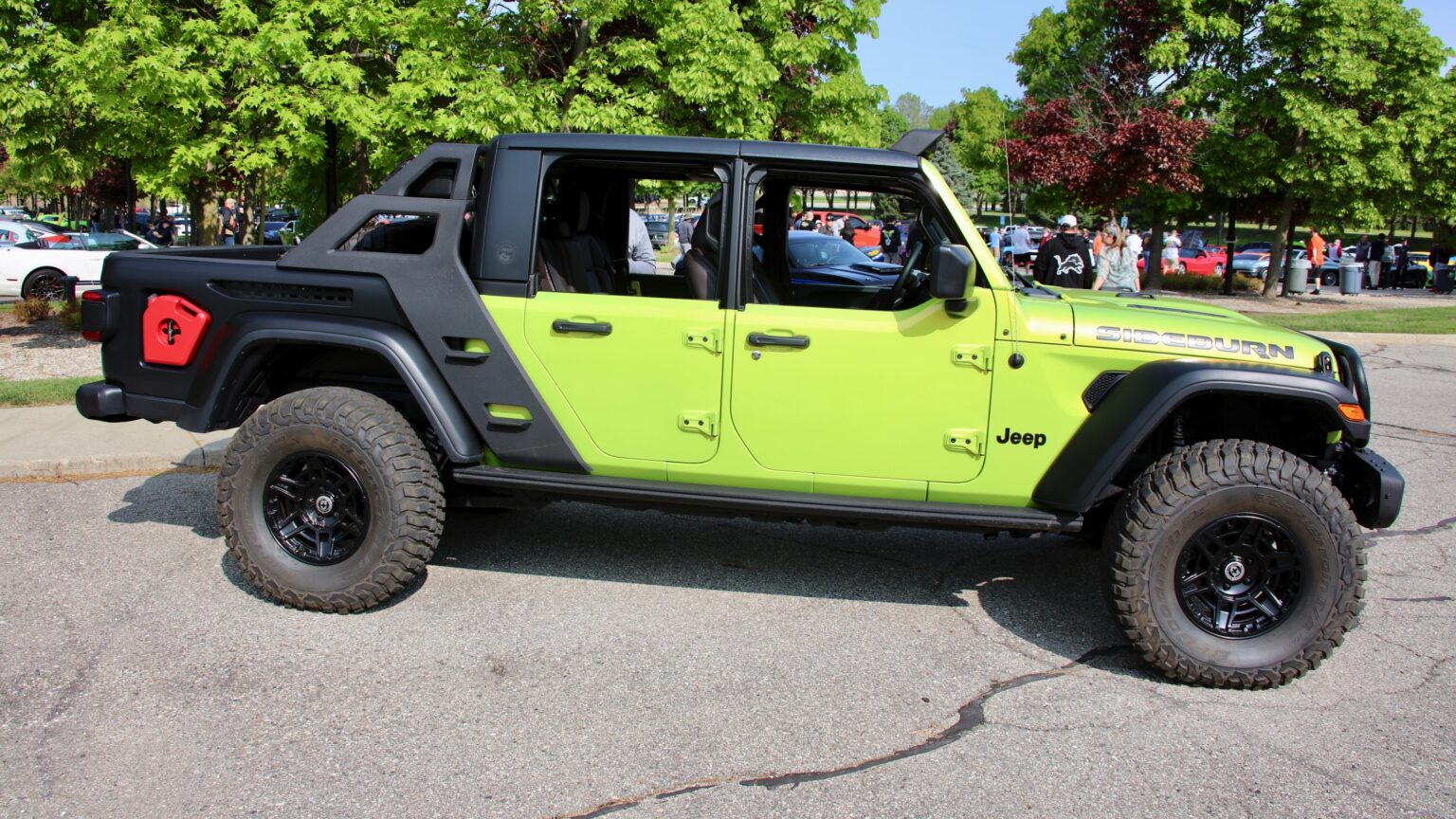 A Closer Look At The 2023 Jeep® Gladiator Sideburn Concept