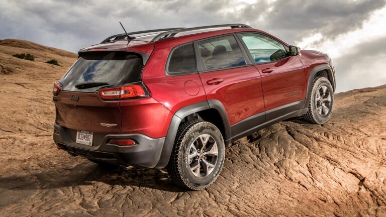 Stellantis Issues Recall for 2017 to 2019 Jeep® Cherokee - MoparInsiders