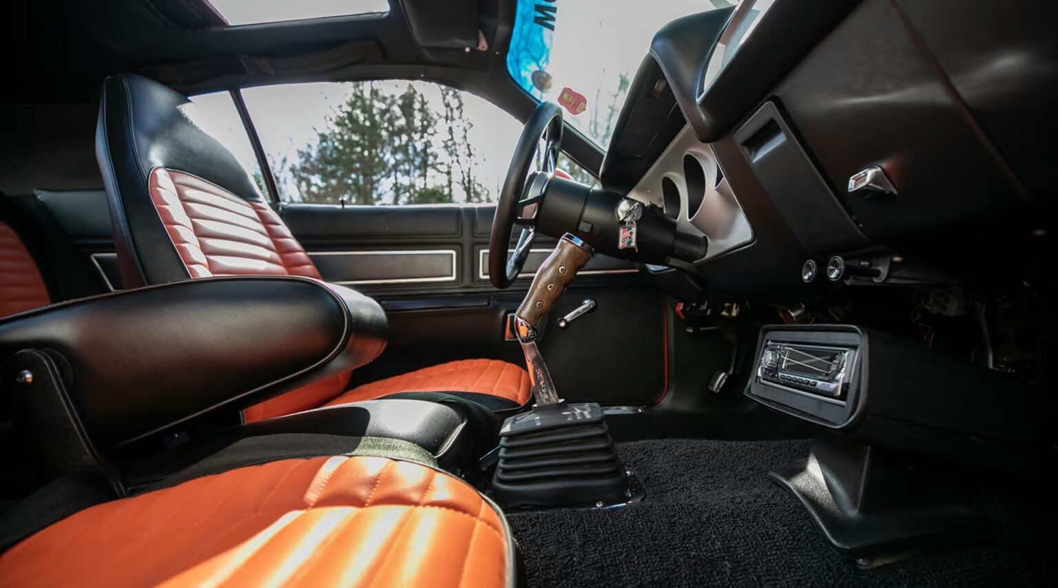 Custom 1971 Plymouth HEMI® Superbird Going To Mecum