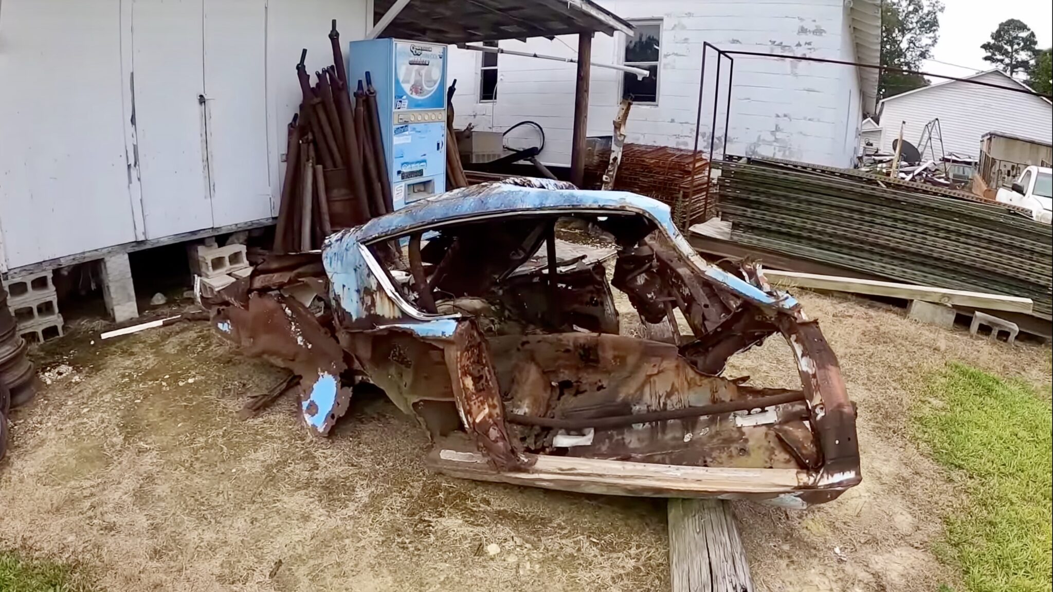 Richard Petty's Lost 1965 Plymouth Barracuda A/FX Drag Car