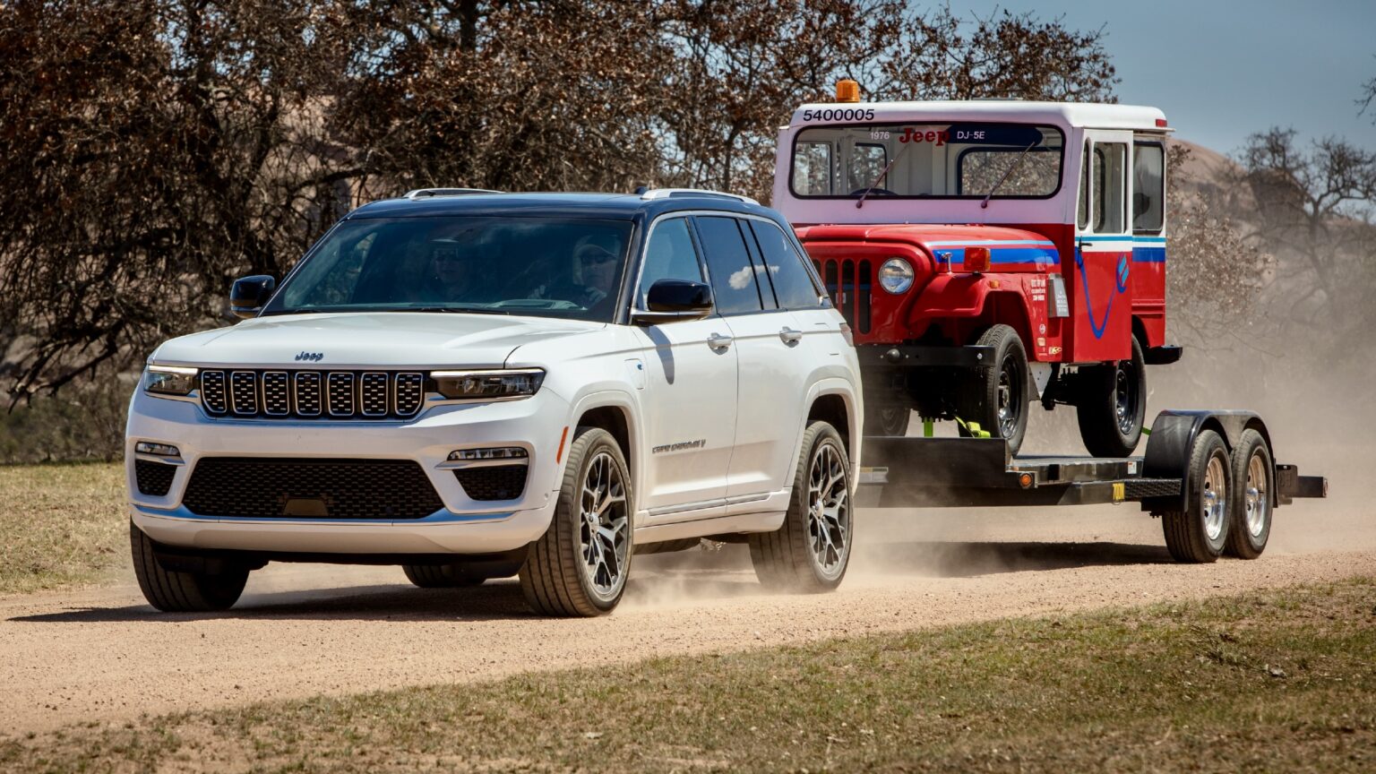 Jeep® Grand Cherokee Gets Back-To-Back Drivers Choice Awards