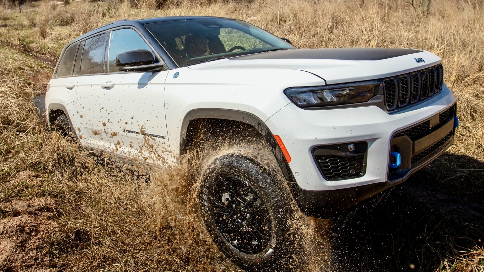 Jeep® Recalls 338,238 Grand Cherokees For Upper Control Arms