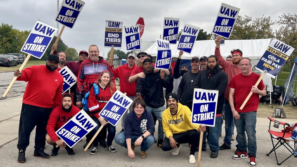 UAW Switches Up Its Tactics On Its Stand Up Strike Methods - MoparInsiders