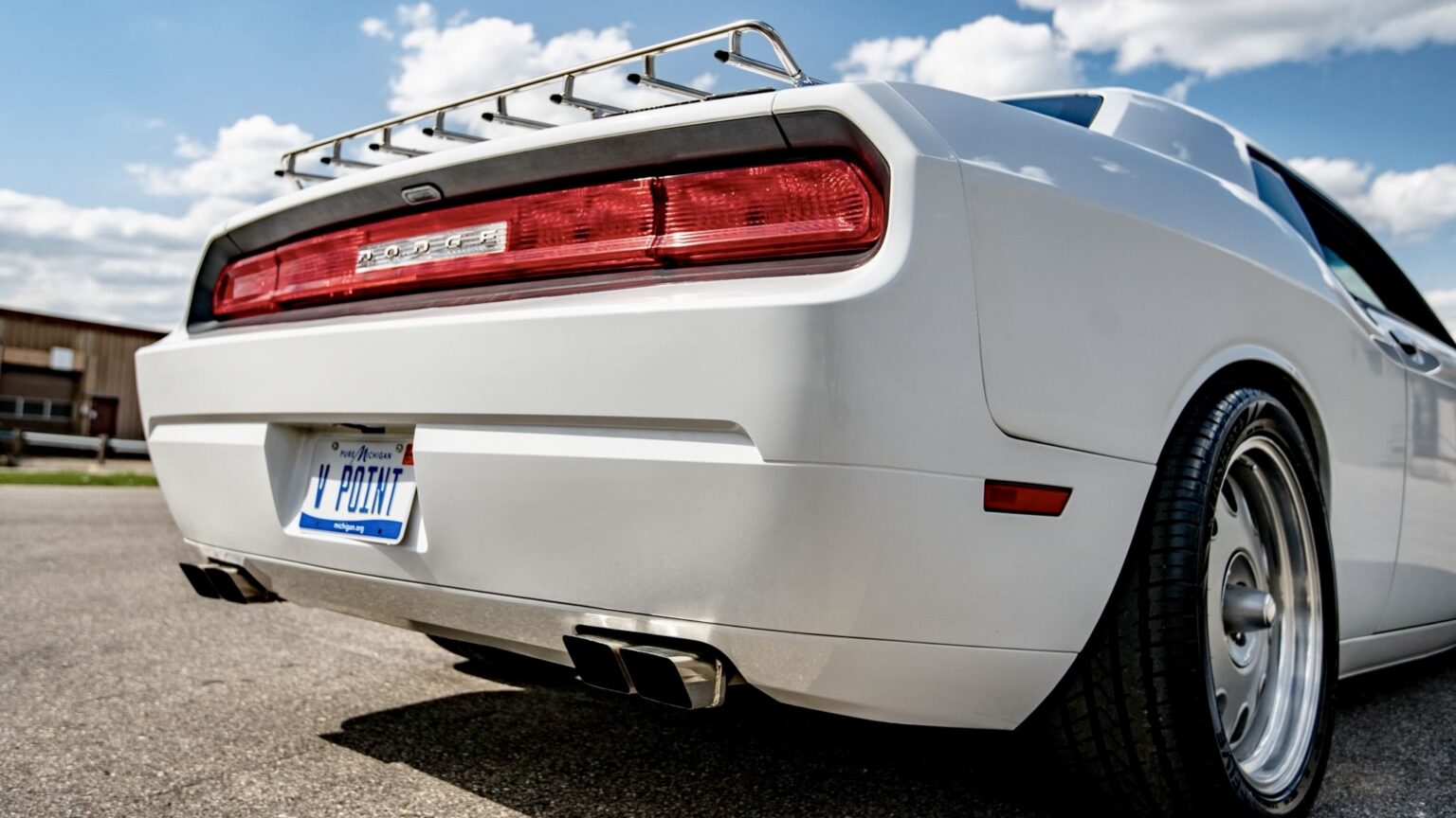 Modern-Take On The Iconic Vanishing Point Dodge Challenger R/T