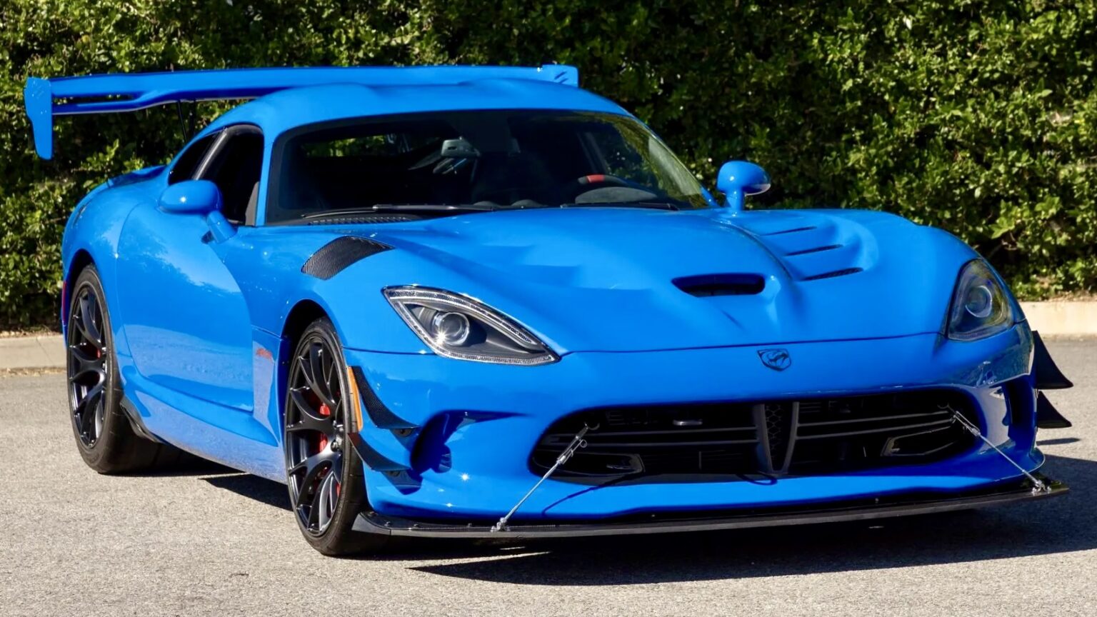 AUCTION: 199-Mile 2017 Dodge Viper ACR-Extreme - MoparInsiders
