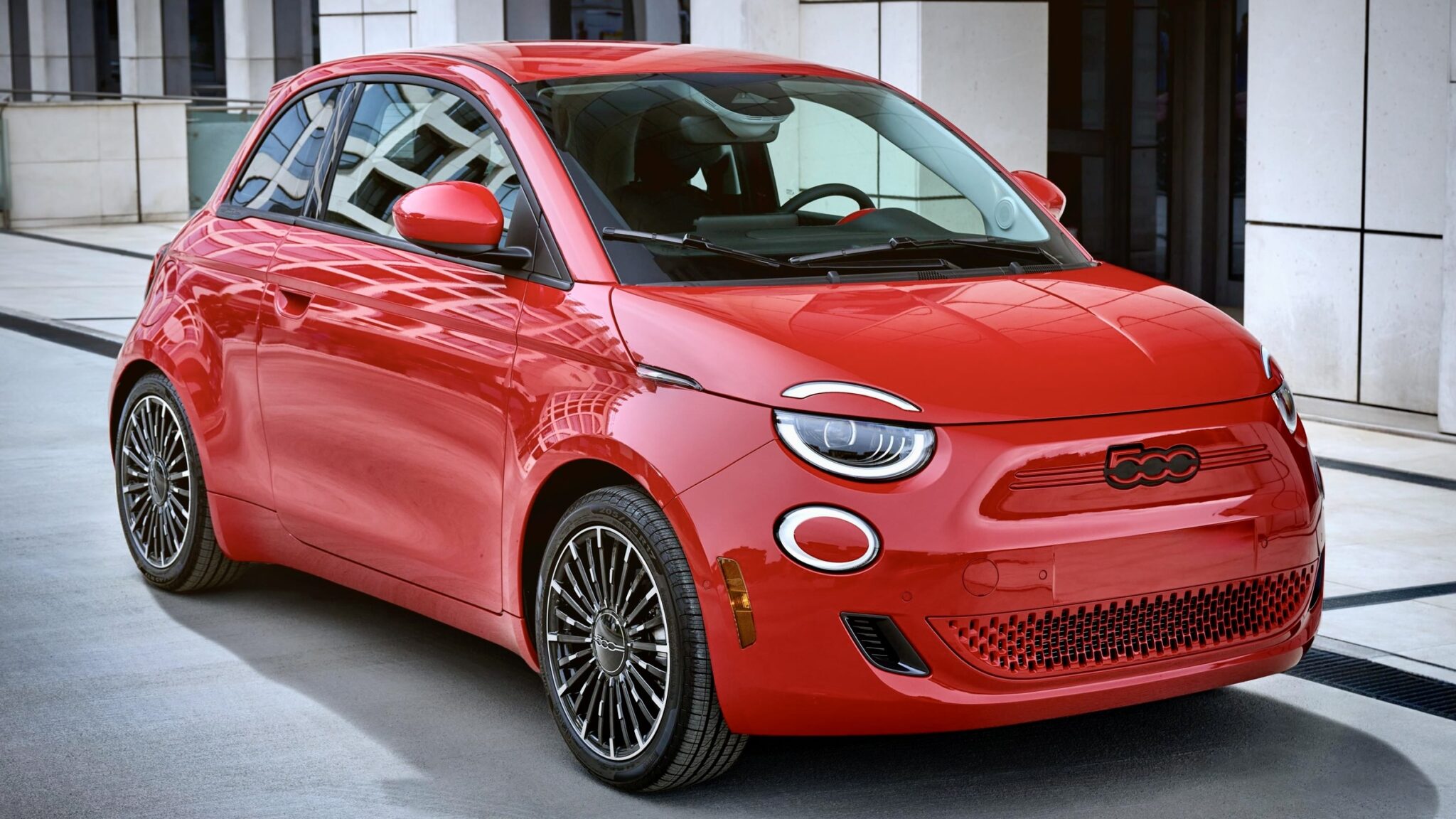 500e (RED) Picked As Launch Model For FIAT's EV City Car - MoparInsiders