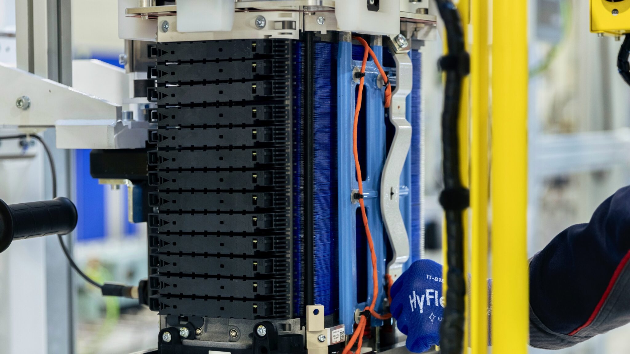 SYMBIO Opens Its First Hydrogen Fuel Cell Gigafactory - MoparInsiders