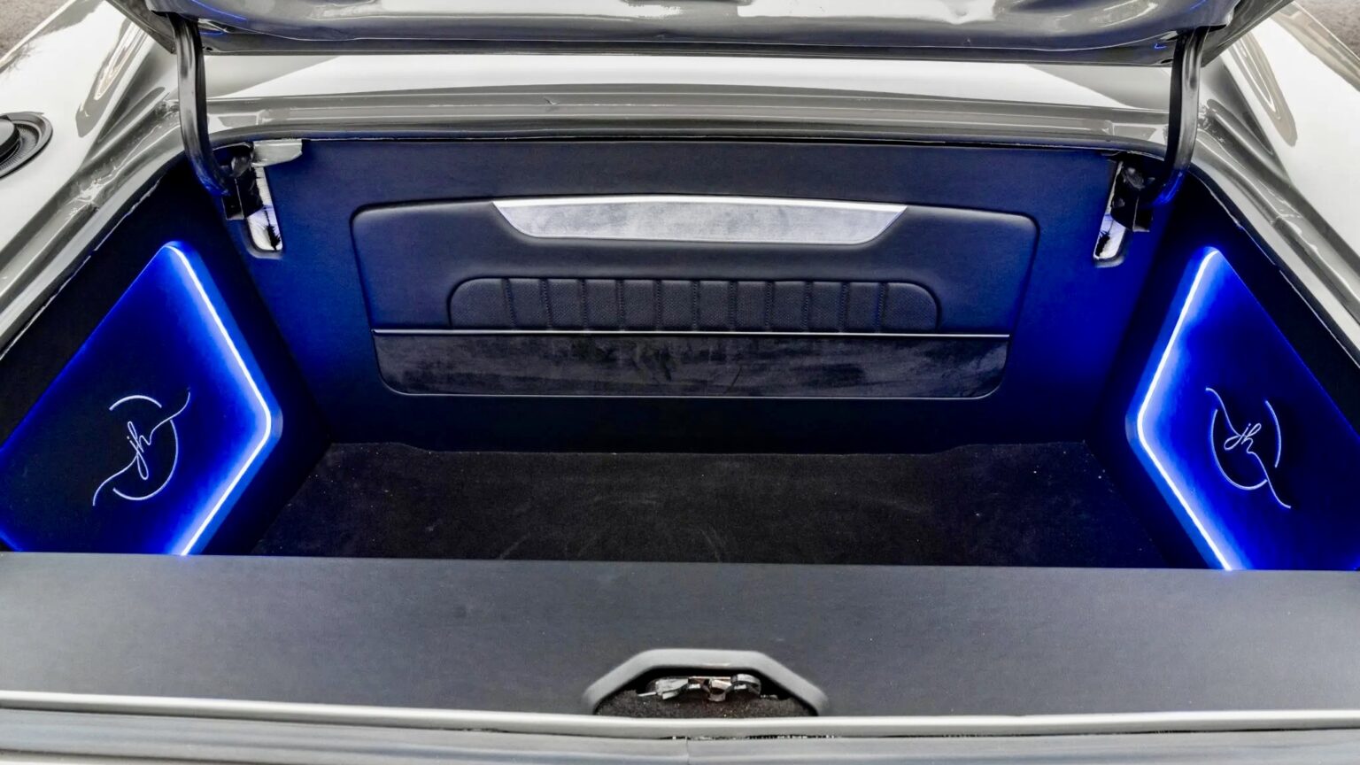 Modified 1969 Dodge Charger with HEMI® V8 Up for Auction - MoparInsiders