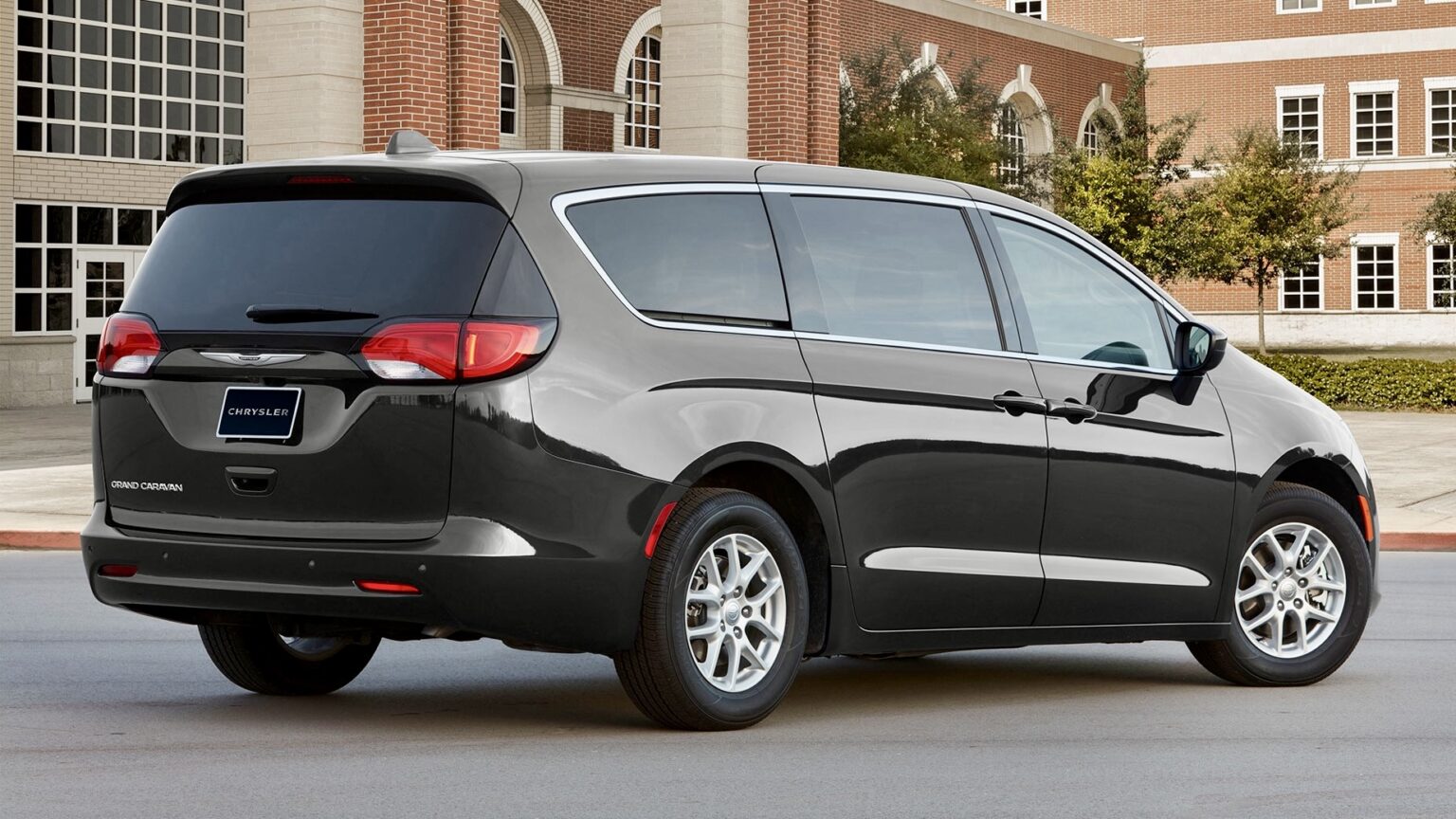 2025 Chrysler Grand Caravan: Canada’s Budget Family Minivan | MoparInsiders