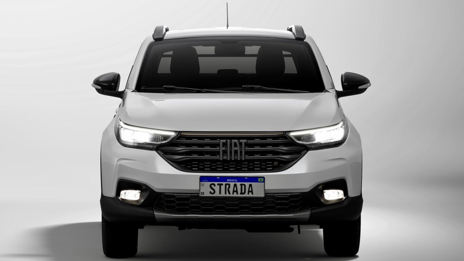 Fiat Celebrates 2,000,000th Strada Pickup Sold In Brazil - MoparInsiders