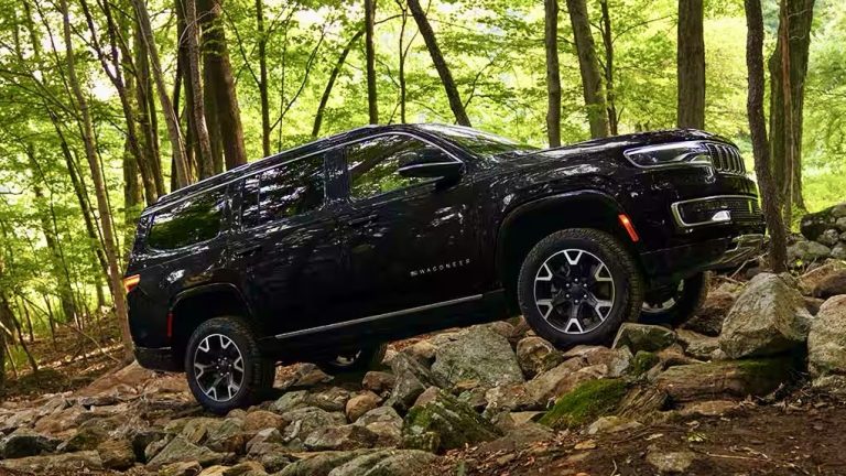 Jeep® Recalls Over 79,000 SUVs For Rear Backup Camera Issues ...