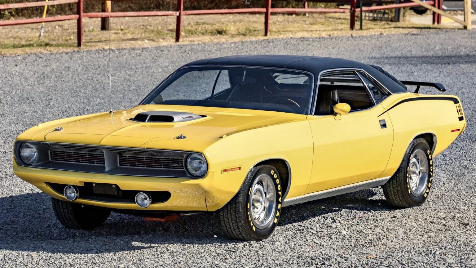 AUCTION: Lemon Twist 1970 Plymouth ’Cuda 440+6 4-Speed | MoparInsiders