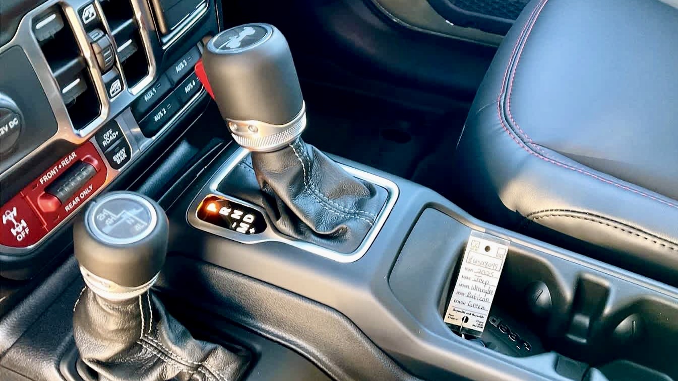 Jeep® Brings Back 8-Speed 850RE For Wrangler Unlimited V6 - MoparInsiders