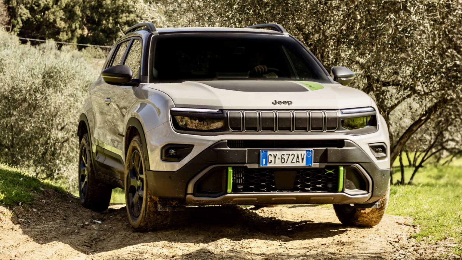 Jeep® Avenger 4xe: Hybrid Power Meets Trail-Readiness - MoparInsiders