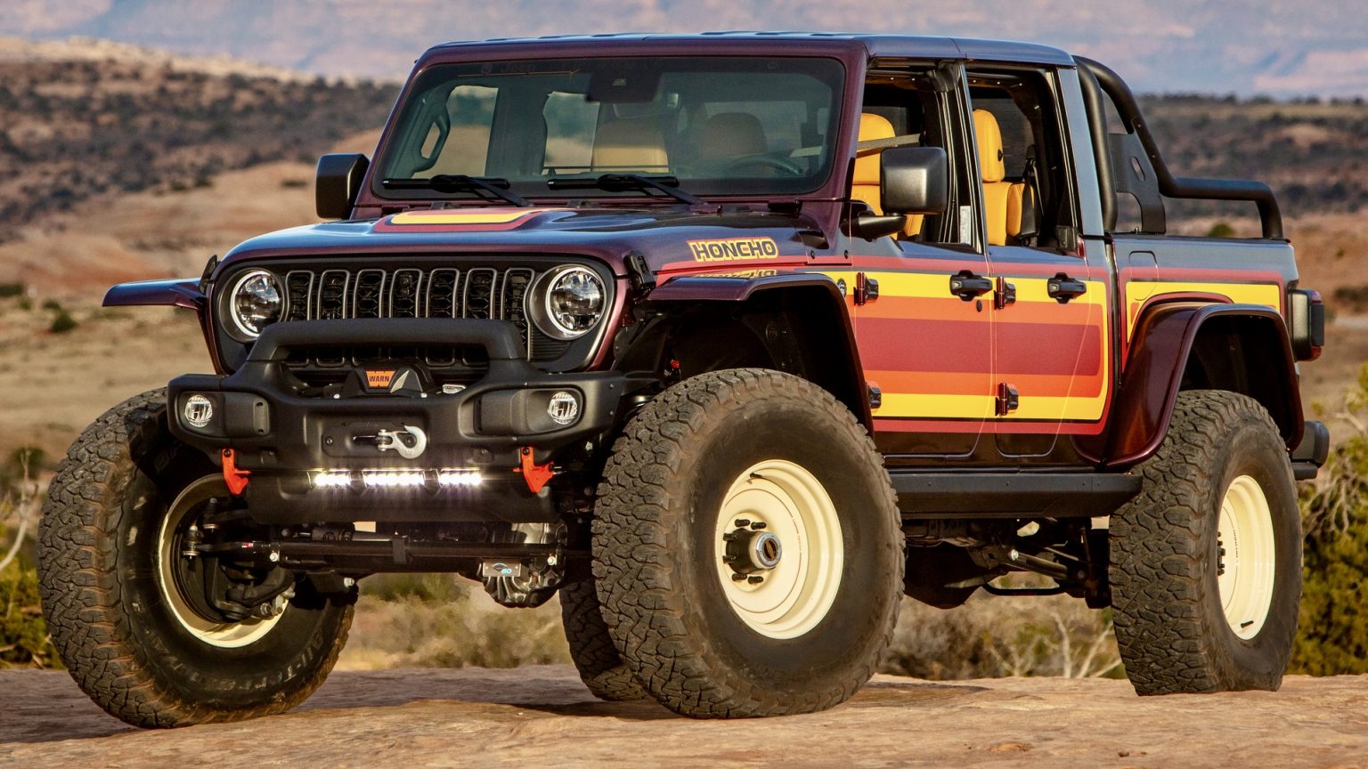Jeep® Unleashes the 2025 Gladiator High Top Honcho at EJS - MoparInsiders